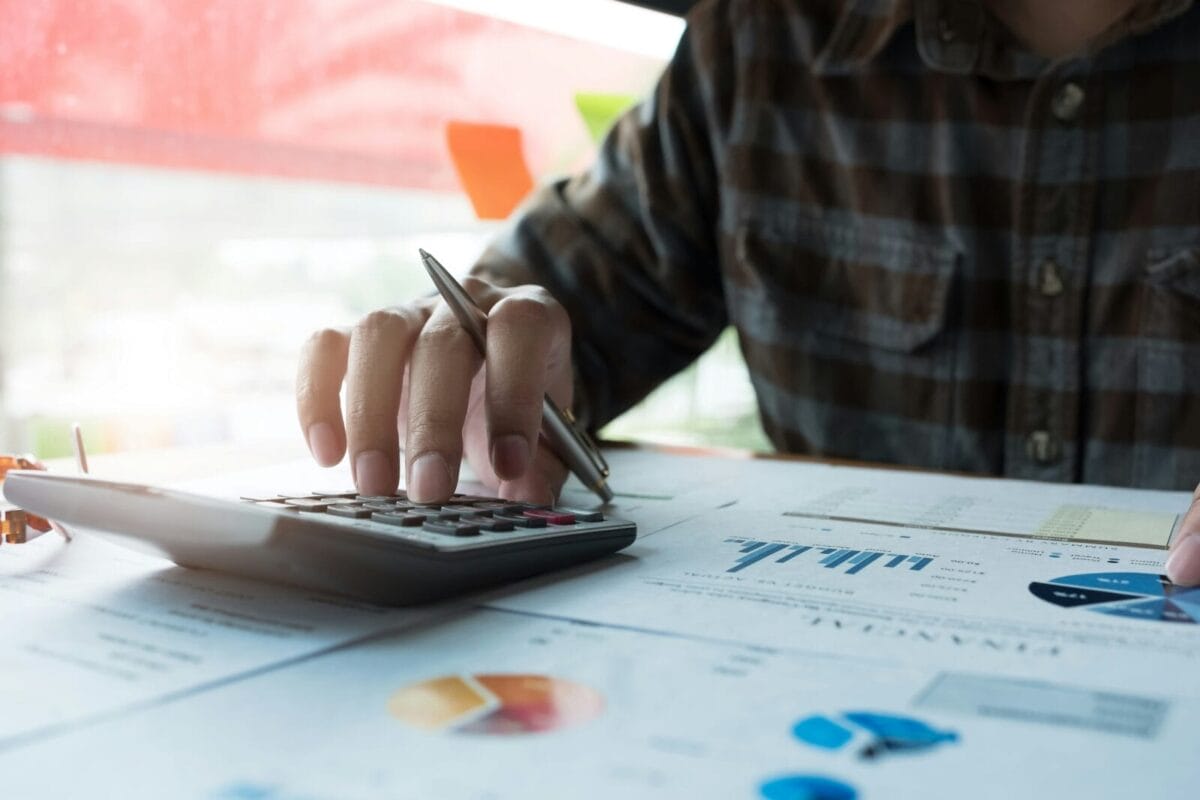 Santander announces rate reductions across higher LTV first-time buyer ...